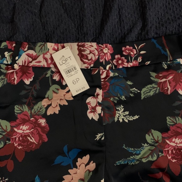 LOFT | Pants & Jumpsuits | Nwt Loft Outlet Silk Floral Pants | Poshmark